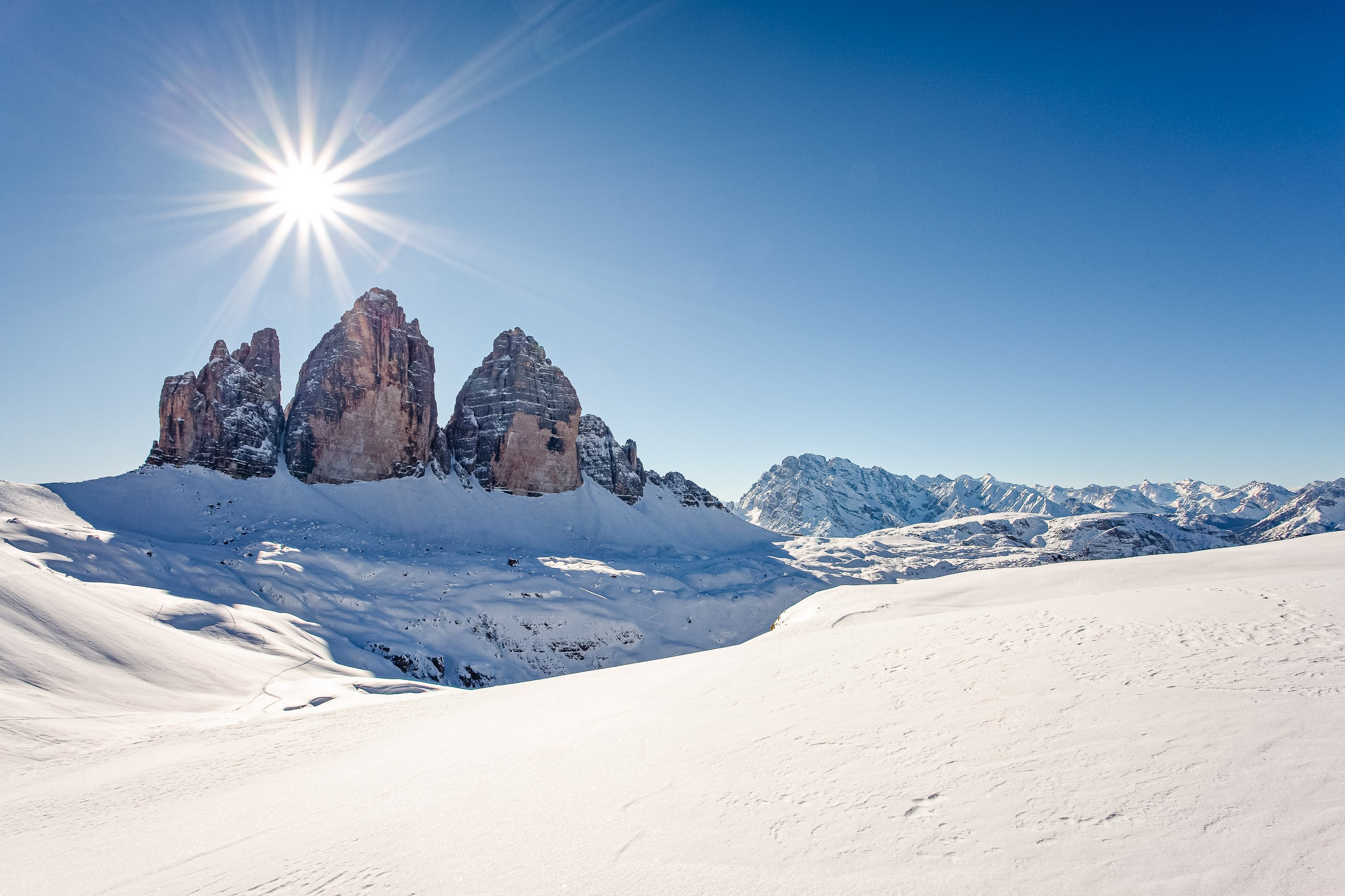 Skifahren im Angesicht der Drei Zinnen